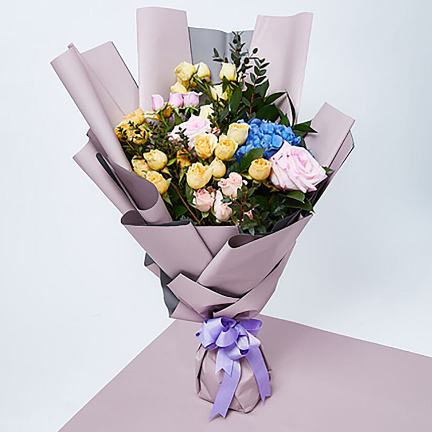 Mix Flowers Beauty Bouquet Delivery in Singapore - FNP SG