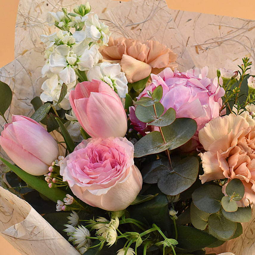 Beautiful Mixed Flowers Bouquet Delivery in Singapore - FNP SG