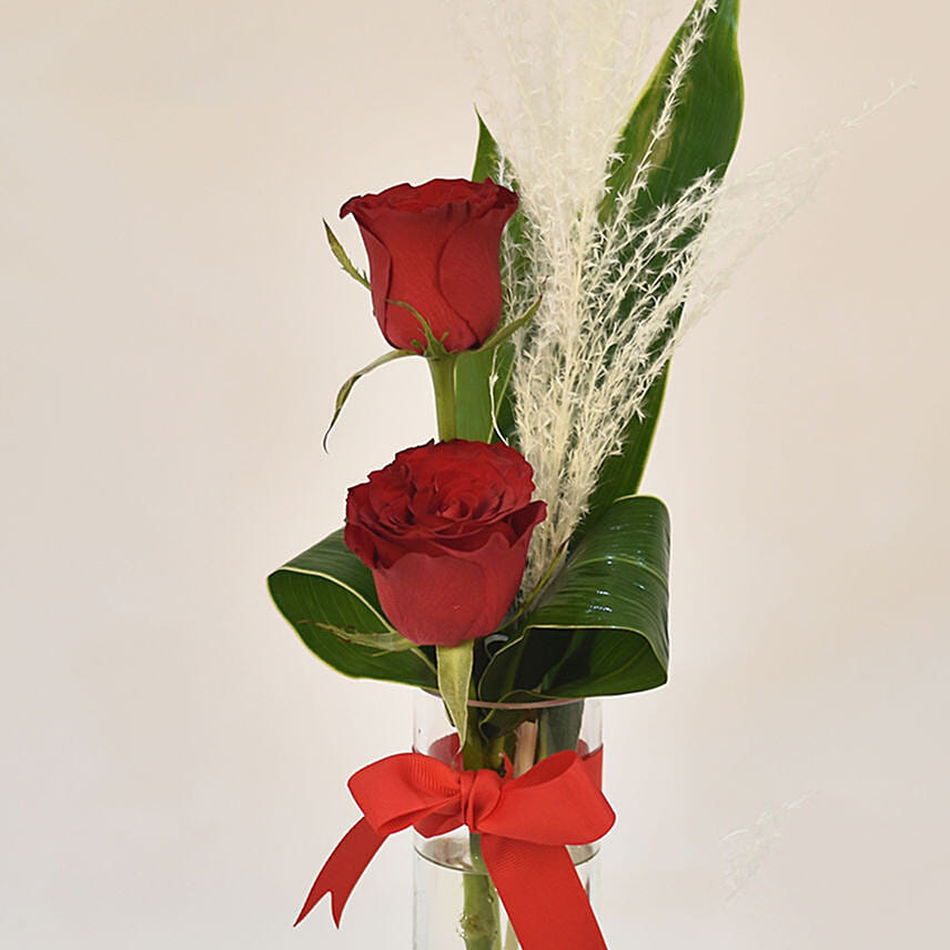 Pleasant Rose Arrangement Delivery in Singapore - FNP SG