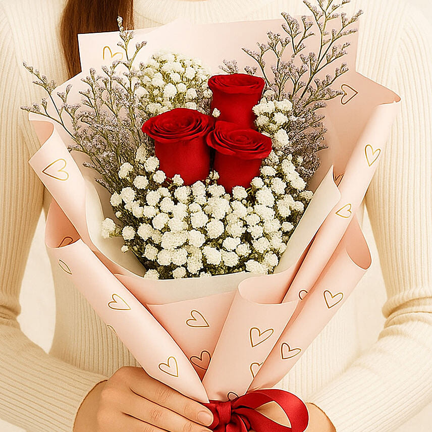 3 Red Roses Hand Bouquet Delivery in Singapore - FNP SG