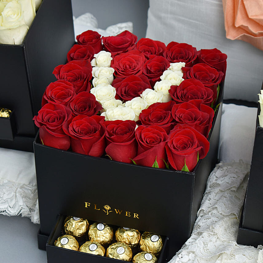 The Ultimate 520 Love Roses Box Delivery in Singapore - FNP SG