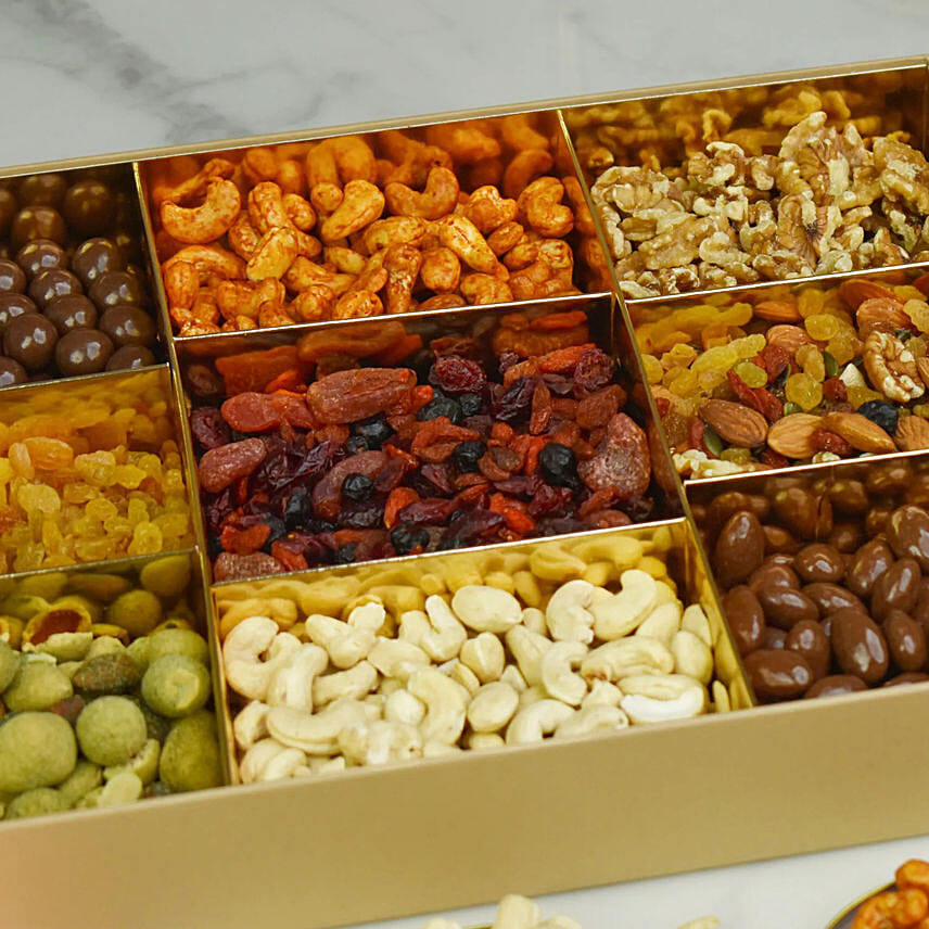 Premium Nuts n Berries Collection Box Delivery in Singapore - FNP SG