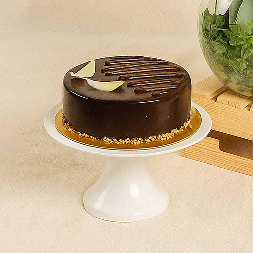 Forest Breeze Flowers Arrangement and Cake Combo Delivery in Singapore ...