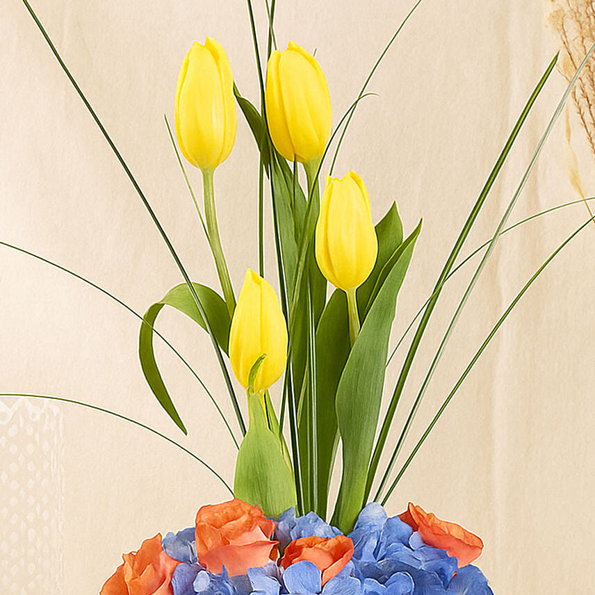 Tulips and Hydrangea Radiance Delivery in Singapore - FNP SG
