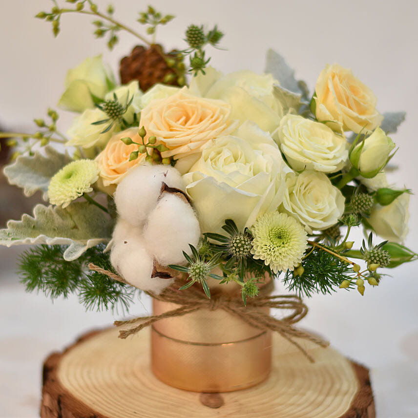 Christmas Roses Arrangement Delivery in Singapore - FNP SG