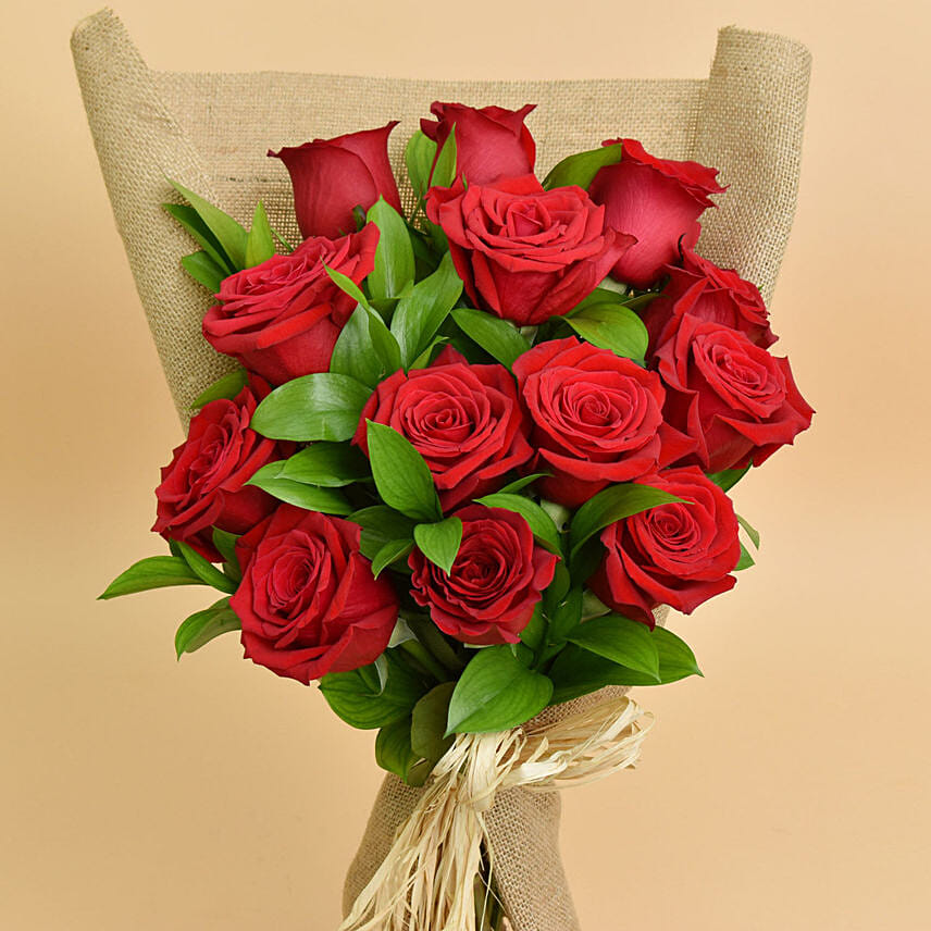 12 Red Roses Bouquet With I Love You Balloon Delivery in Singapore - FNP SG