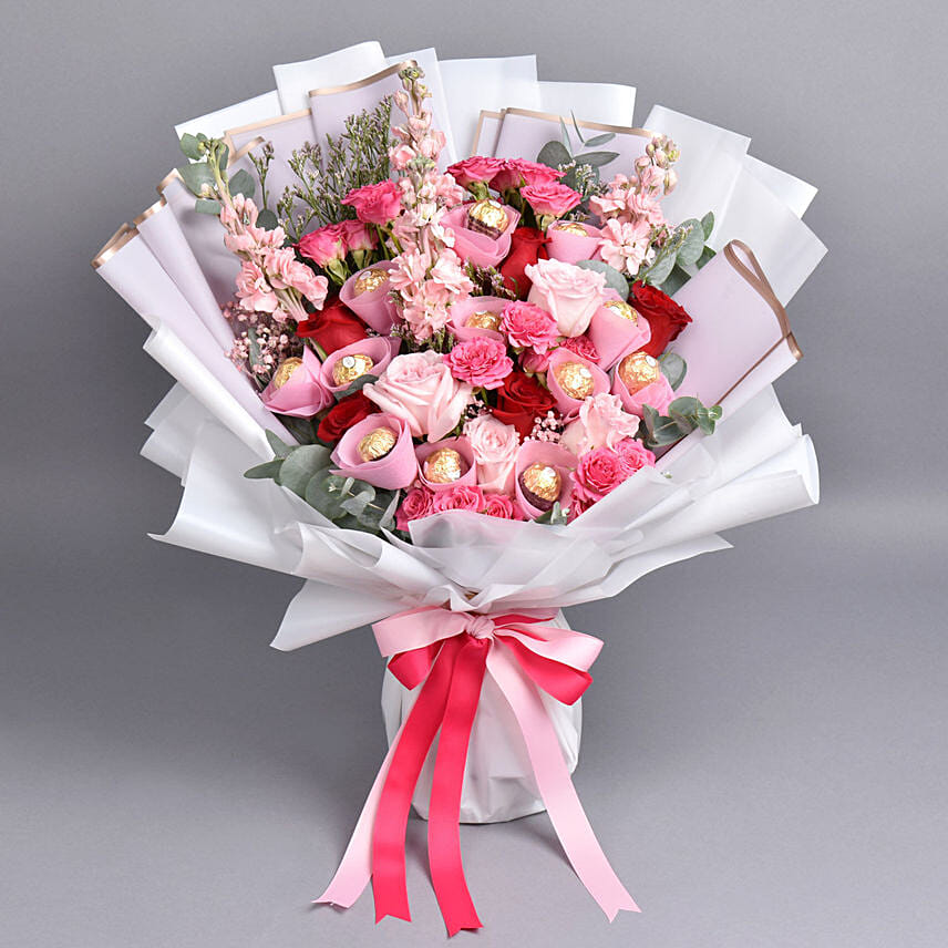 Pink Petals and Chocolates Bouquet for Valentine Delivery in Singapore ...