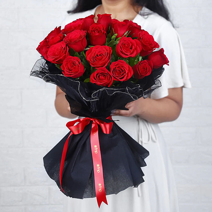 LED Elegance Rose Embrace Bouquet Delivery in Singapore - FNP SG