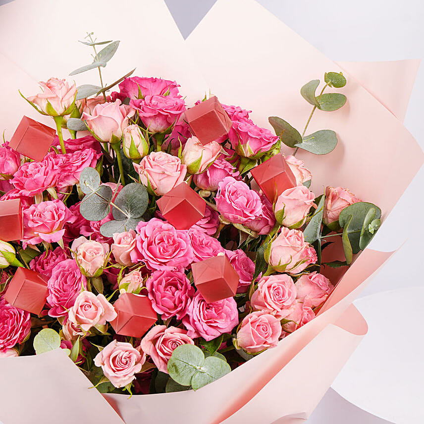 Blushing Pink Spray Roses With Chocolates Delivery in Singapore - FNP SG