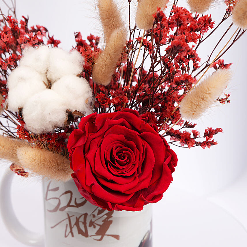 520 Day Preserved Flowers Arrangement Delivery in Singapore - FNP SG