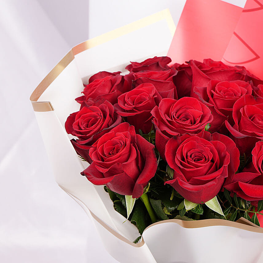 Rosy Reverie 18 Roses Bouquet Delivery in Singapore - FNP SG