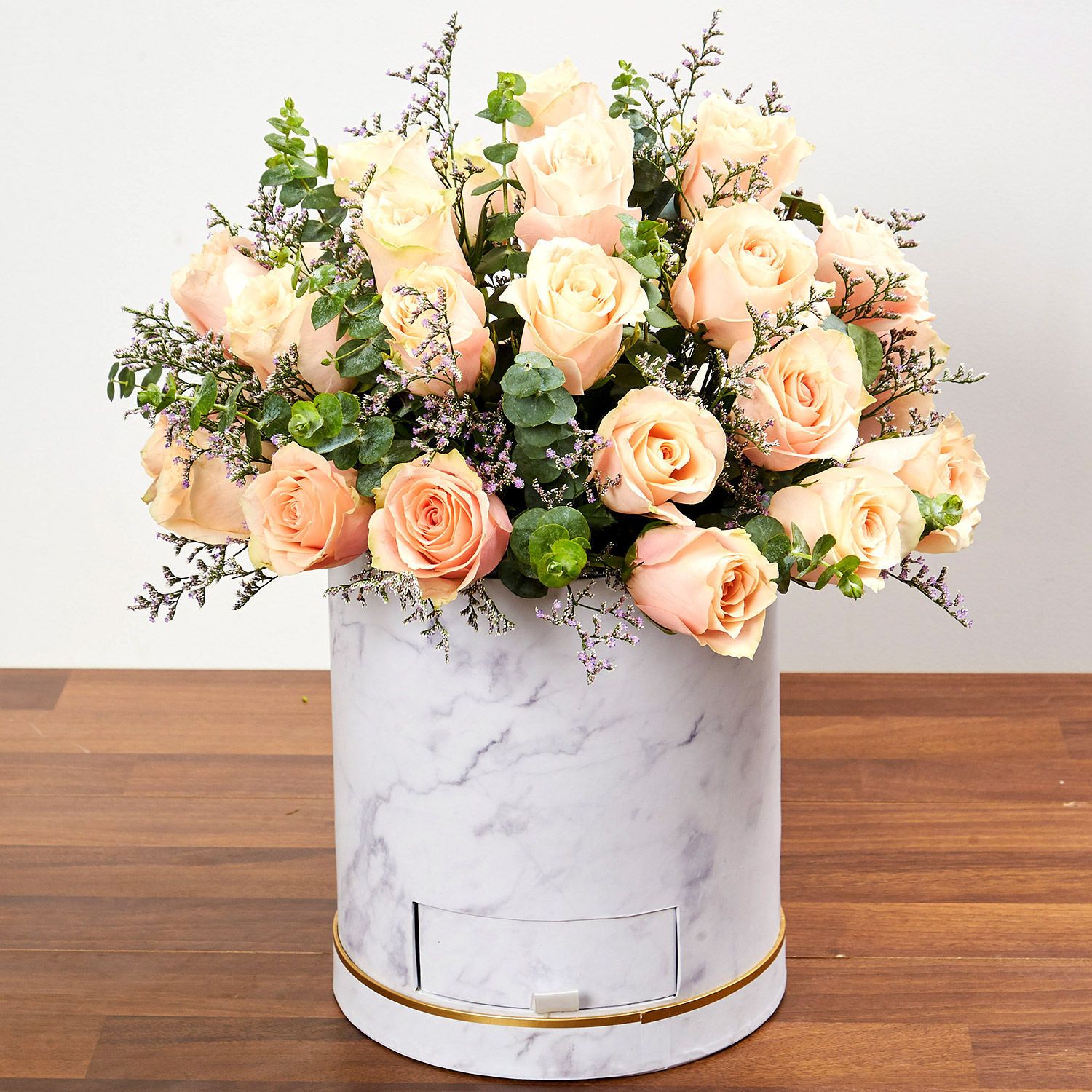 Box of 30 Peach Roses Arrangement Delivery in Singapore - FNP SG