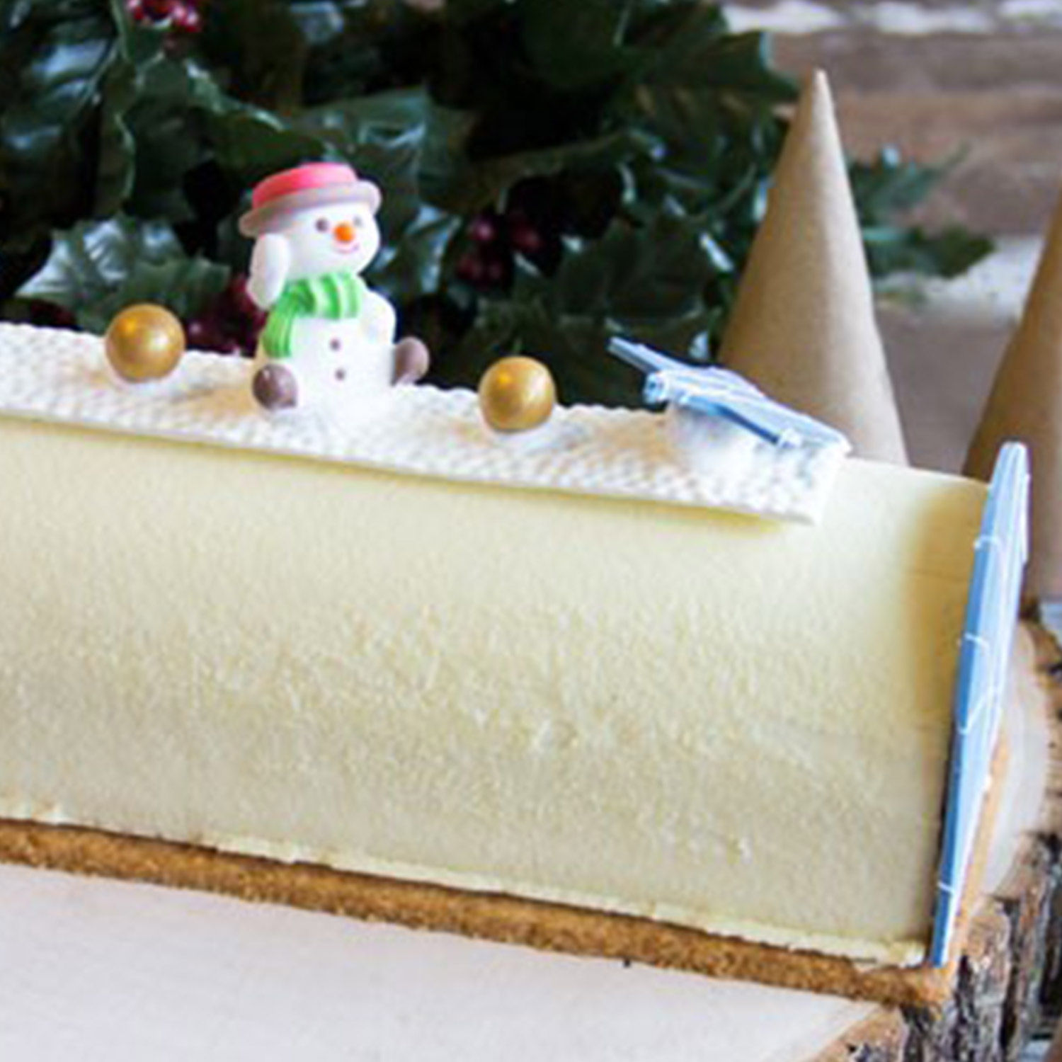 Lychee Raspberry Log Cake Delivery in Singapore - FNP SG