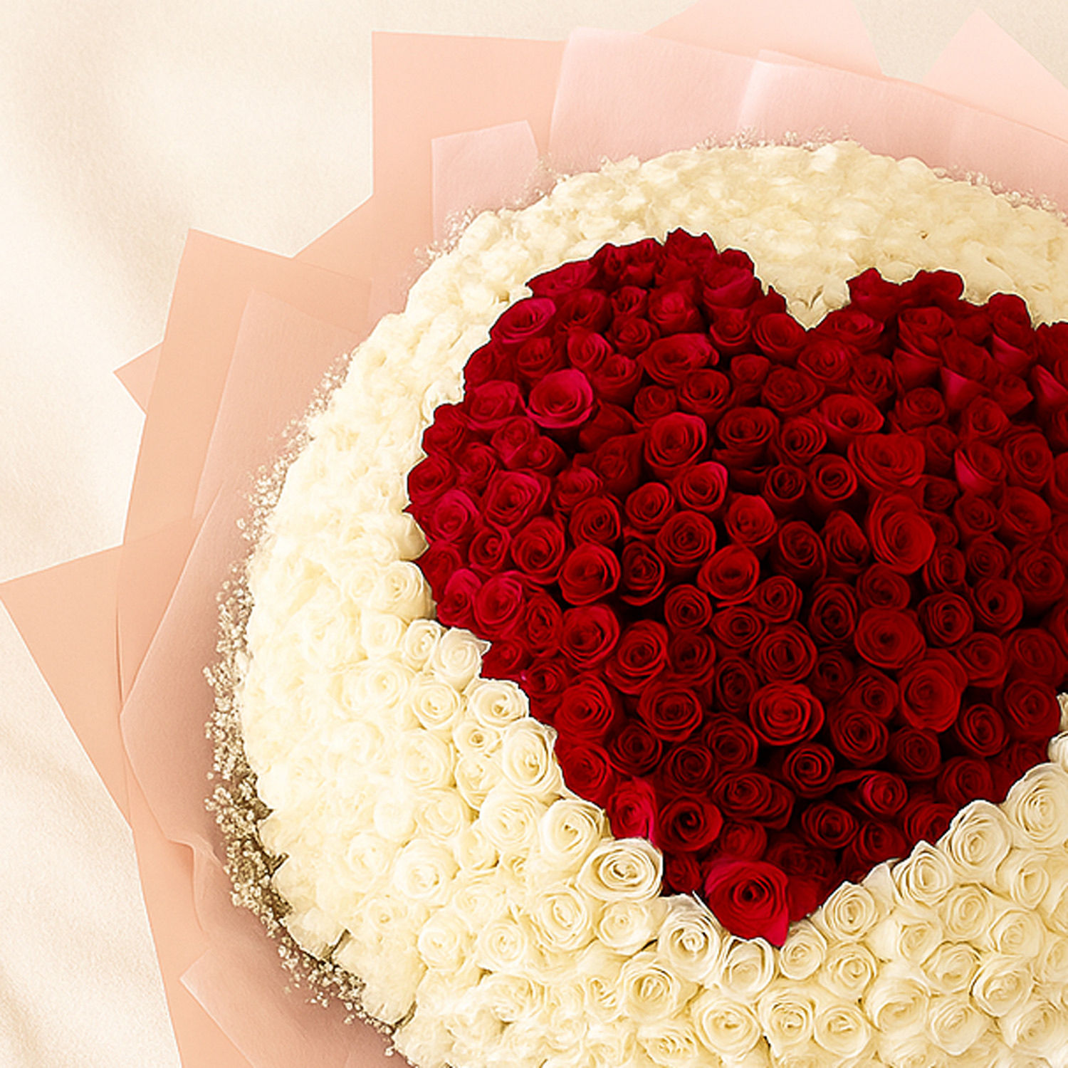 400 Heart Roses Arrangement Delivery in Singapore - FNP SG