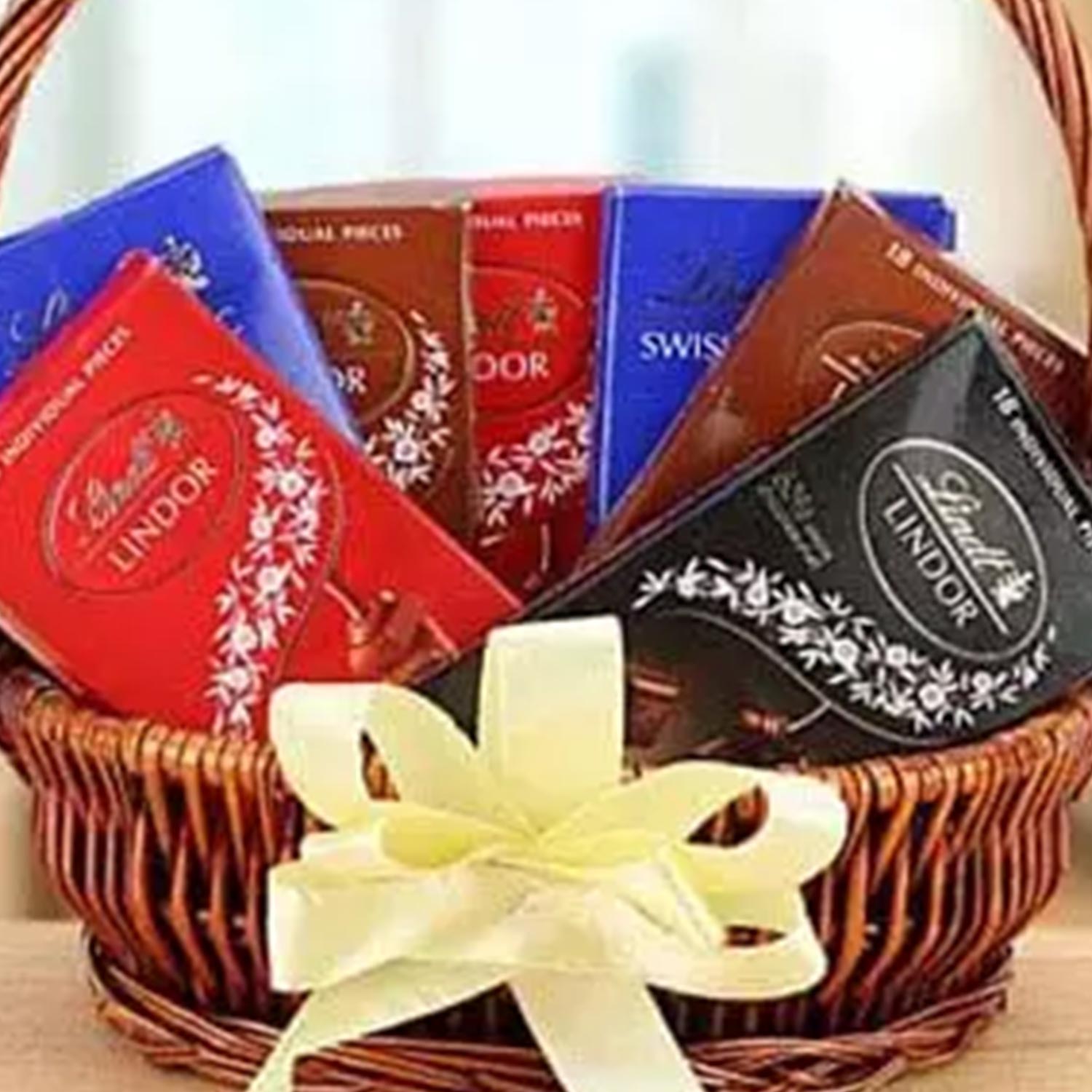 Delicious Delight Delivery in Singapore - FNP SG