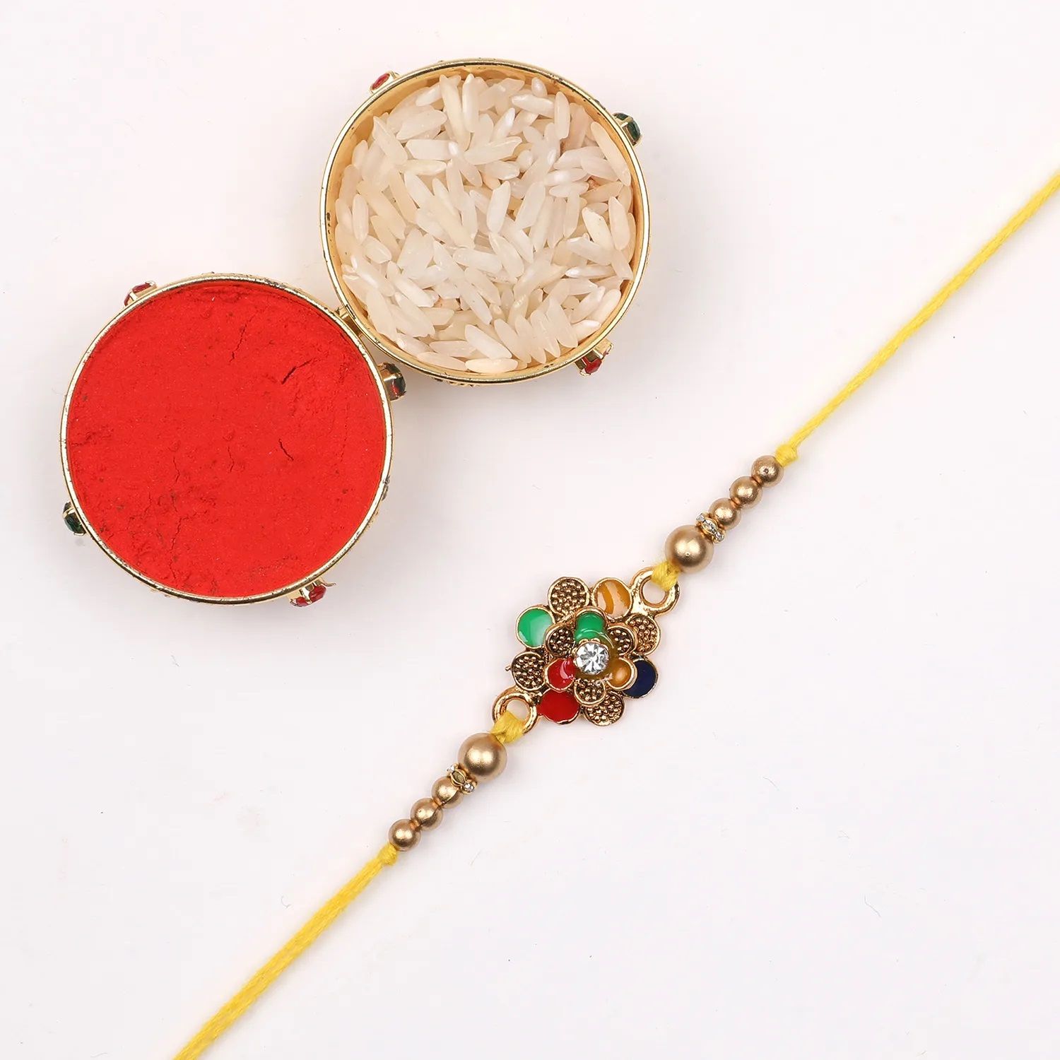 Vanilla Cake With Traditional Meenakari Rakhi Delivery in Singapore ...