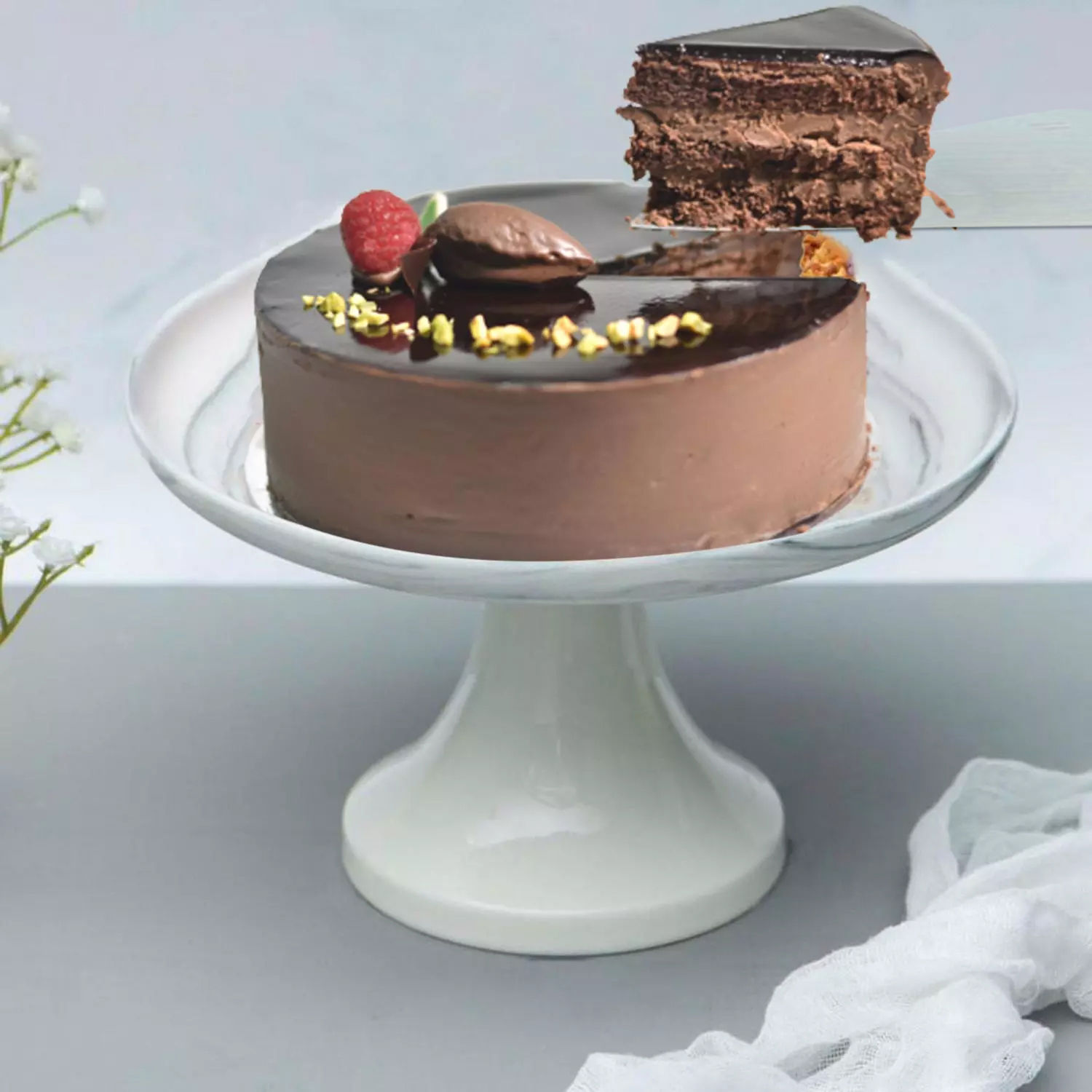 Luscious Chocolate Cake Delivery in Singapore - FNP SG