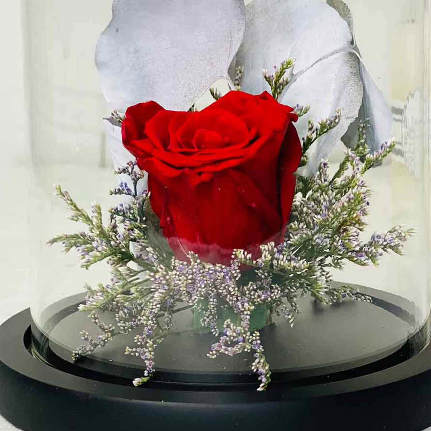 Lovely Red Forever Rose With Yellow Tail Wine Delivery in Singapore ...