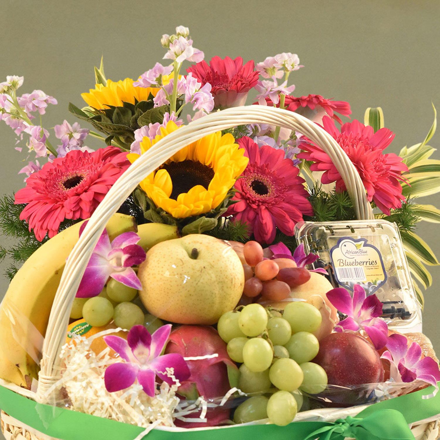 Fresh & Healthy Fruits Basket Delivery in Singapore - FNP SG