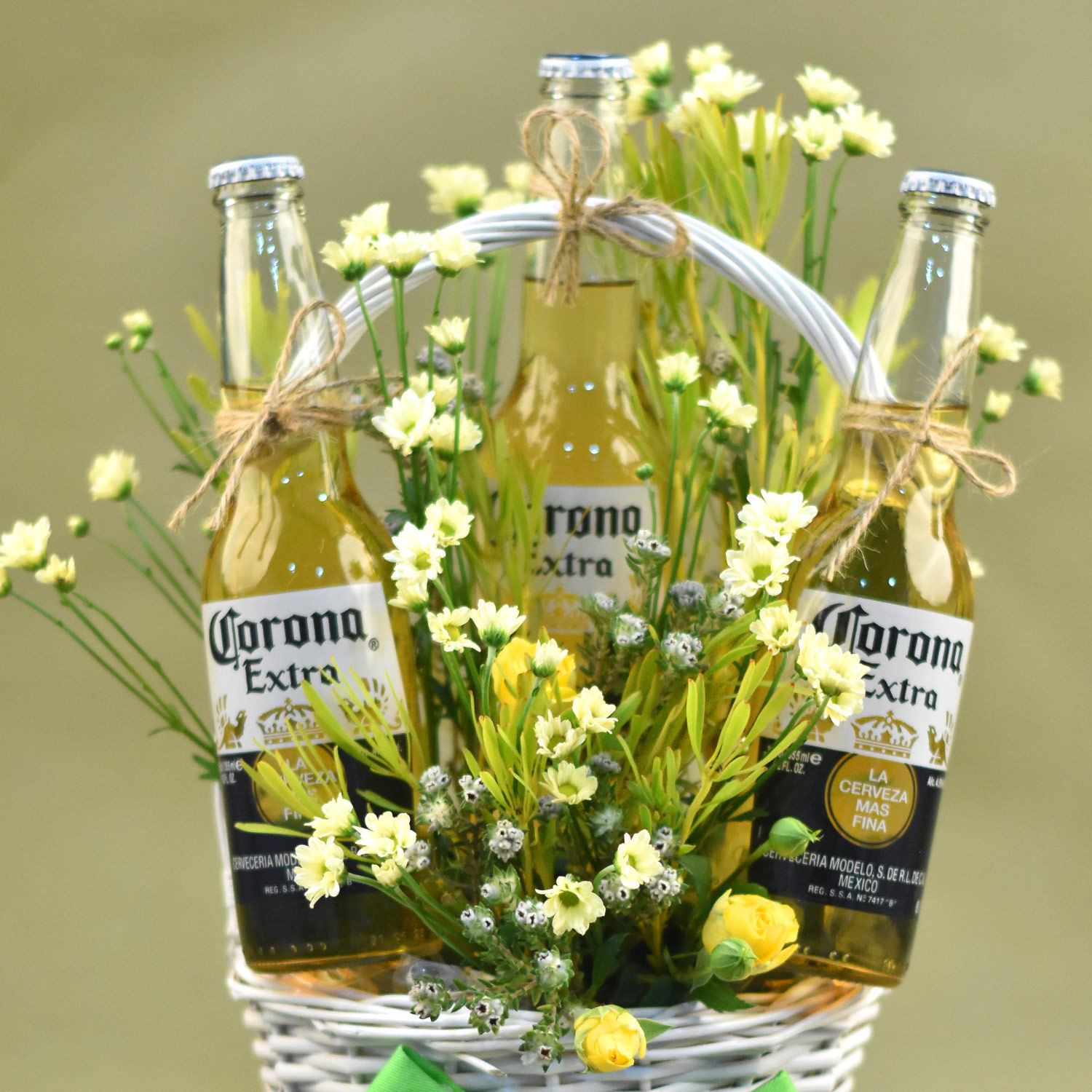 Yellow Pom & Beer Basket Delivery in Singapore - FNP SG
