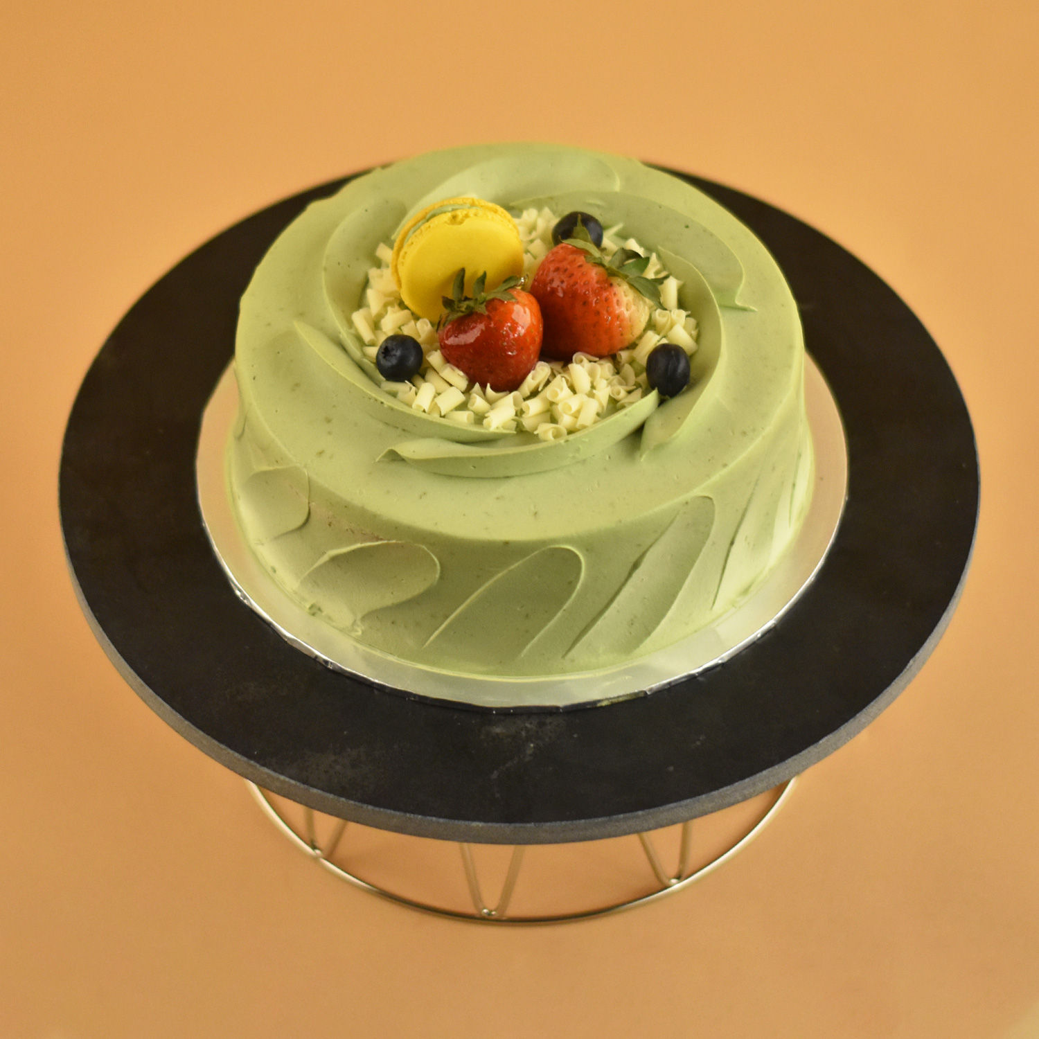 Delectable Green Tea Sponge Cake Delivery in Singapore - FNP SG