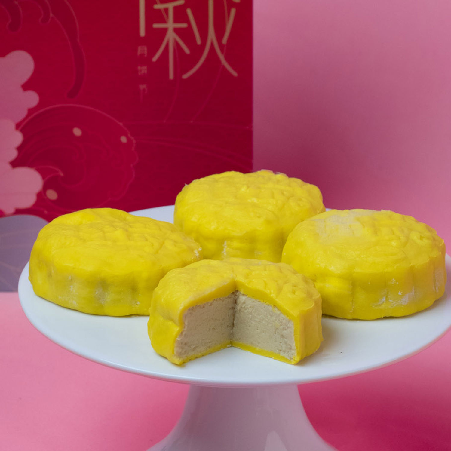 Durian Mooncake Yellow Delivery in Singapore - FNP SG
