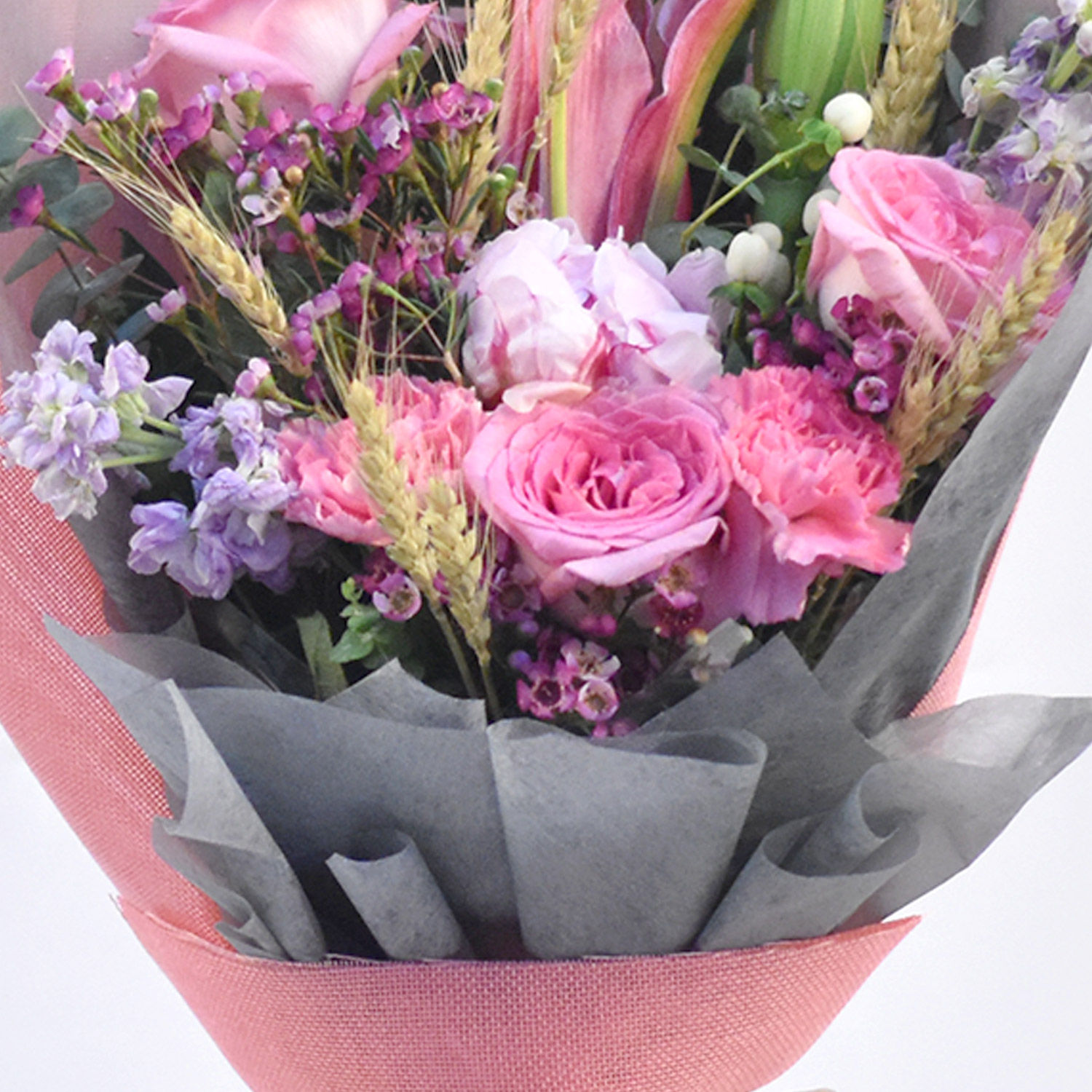 Elegant Pink Flowers Bouquet Delivery in Singapore - FNP SG