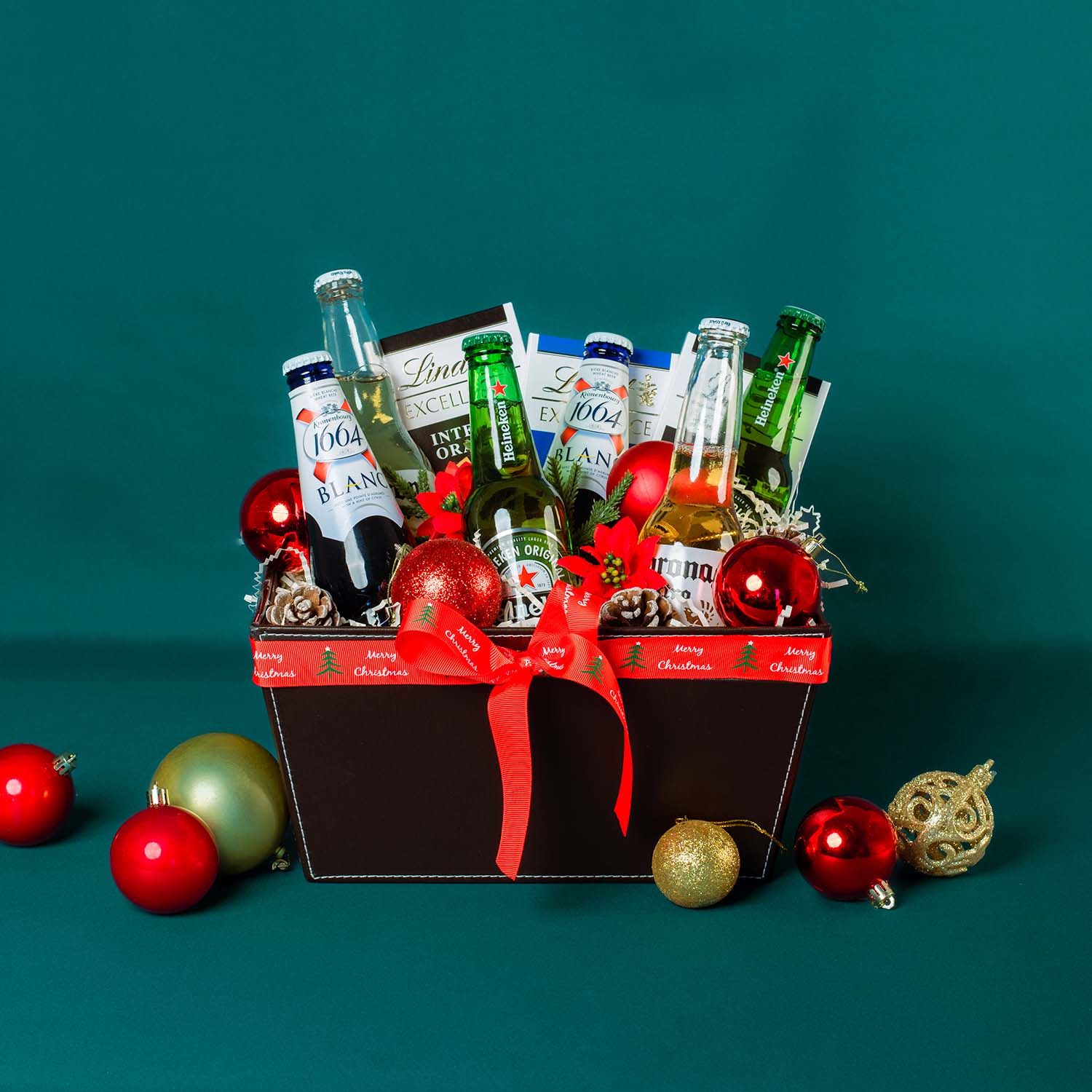 Grand New Year Gift Hamper Delivery in Singapore - FNP SG