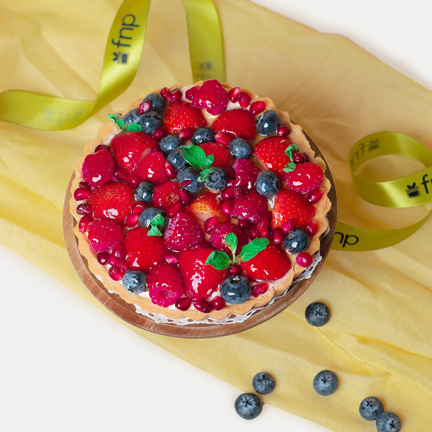 Delicious Berries Tart Cake Delivery in Singapore - FNP SG