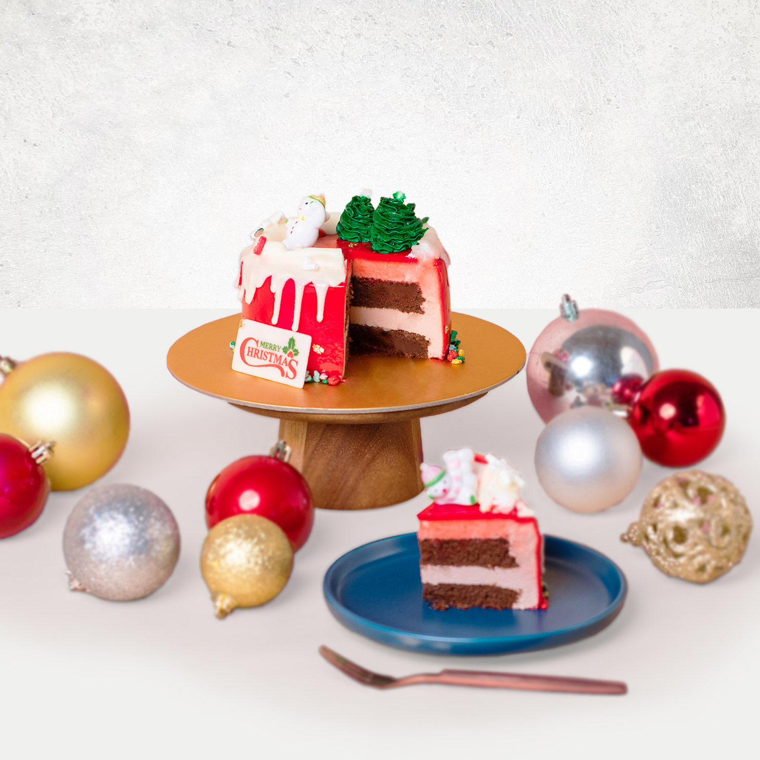 Merry Christmas Chocolate Mousse Cake Delivery in Singapore - FNP SG