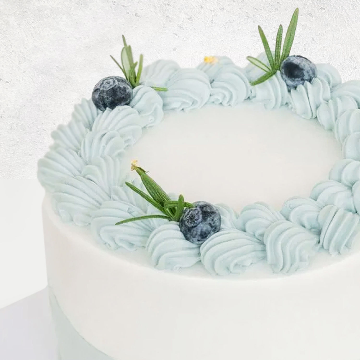 Blueberries Blue Forest Cake Delivery in Singapore - FNP SG