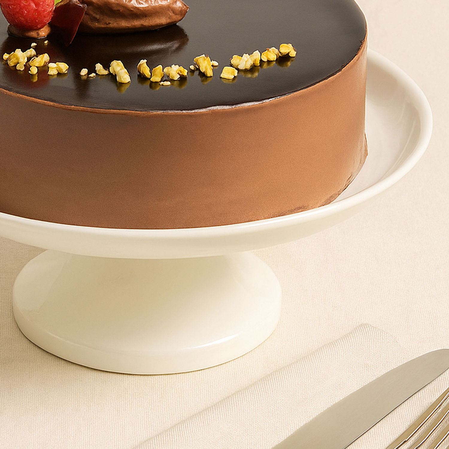 Choco Heaven Cake Delivery in Singapore - FNP SG