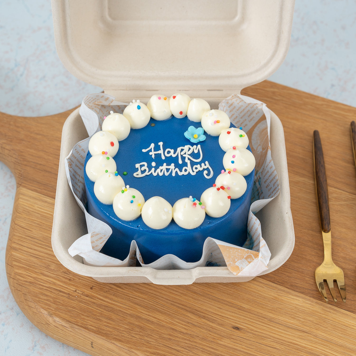 Blue Bento Nutella Cake Delivery in Singapore - FNP SG