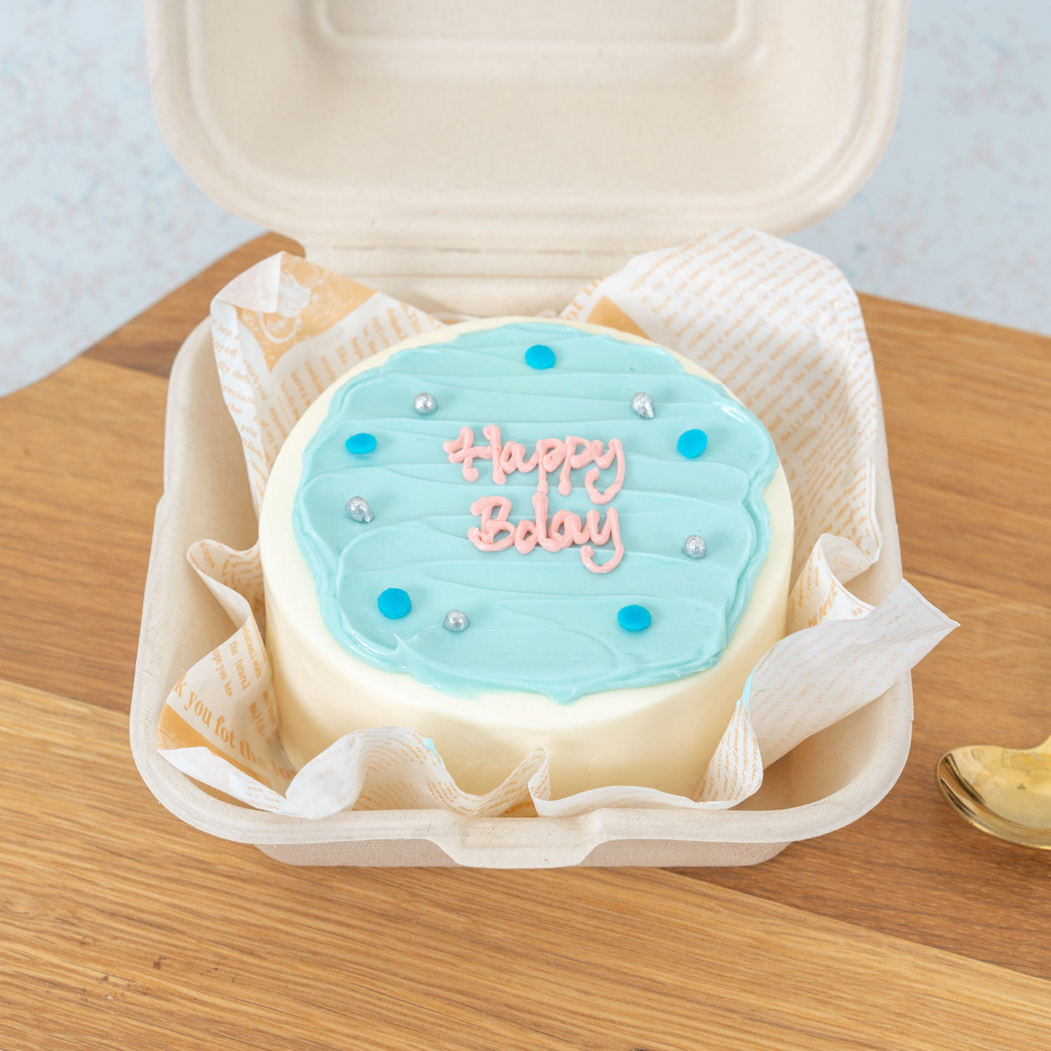 Sweety Blue Bento Rose Lychee Cake Delivery in Singapore - FNP SG