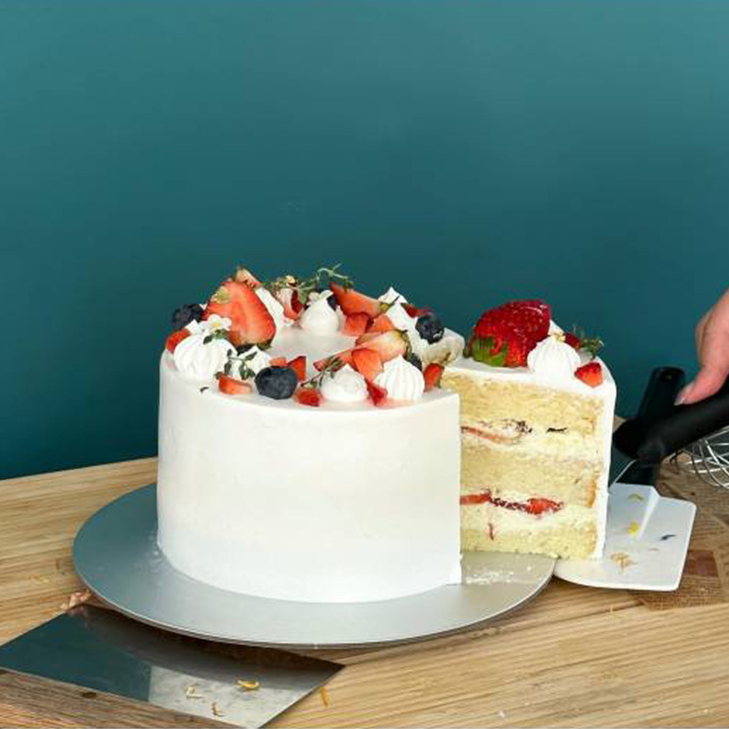 Strawberry Short Cake Delivery in Singapore - FNP SG