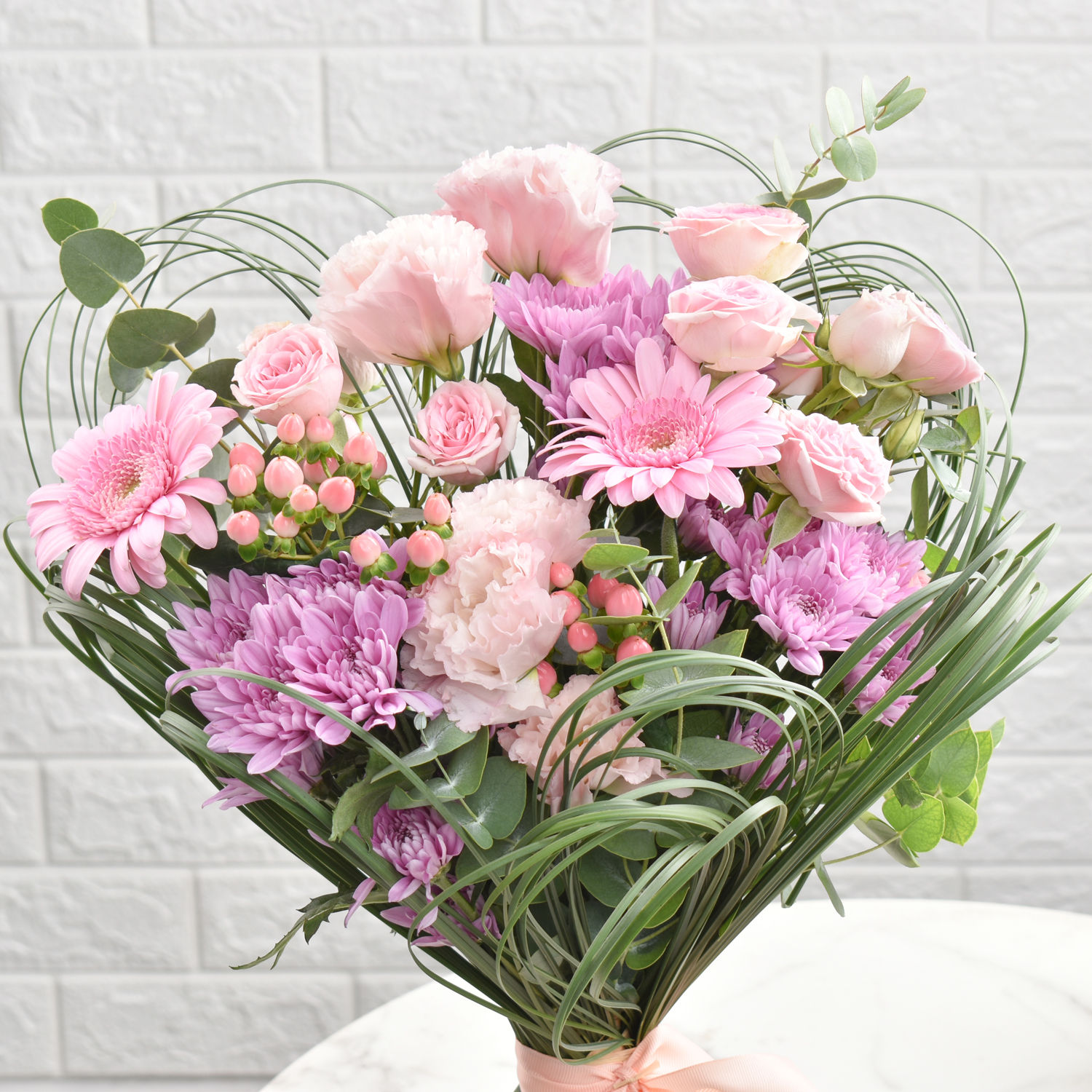 Daughters Love Flower Bouquet Delivery in Singapore - FNP SG