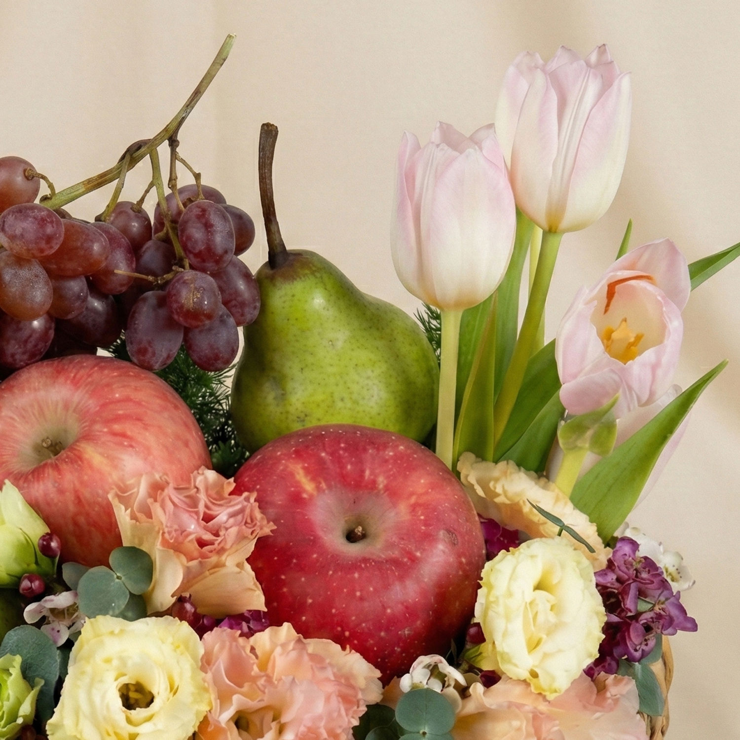 Small Fruits and Flowers Basket Delivery in Singapore - FNP SG