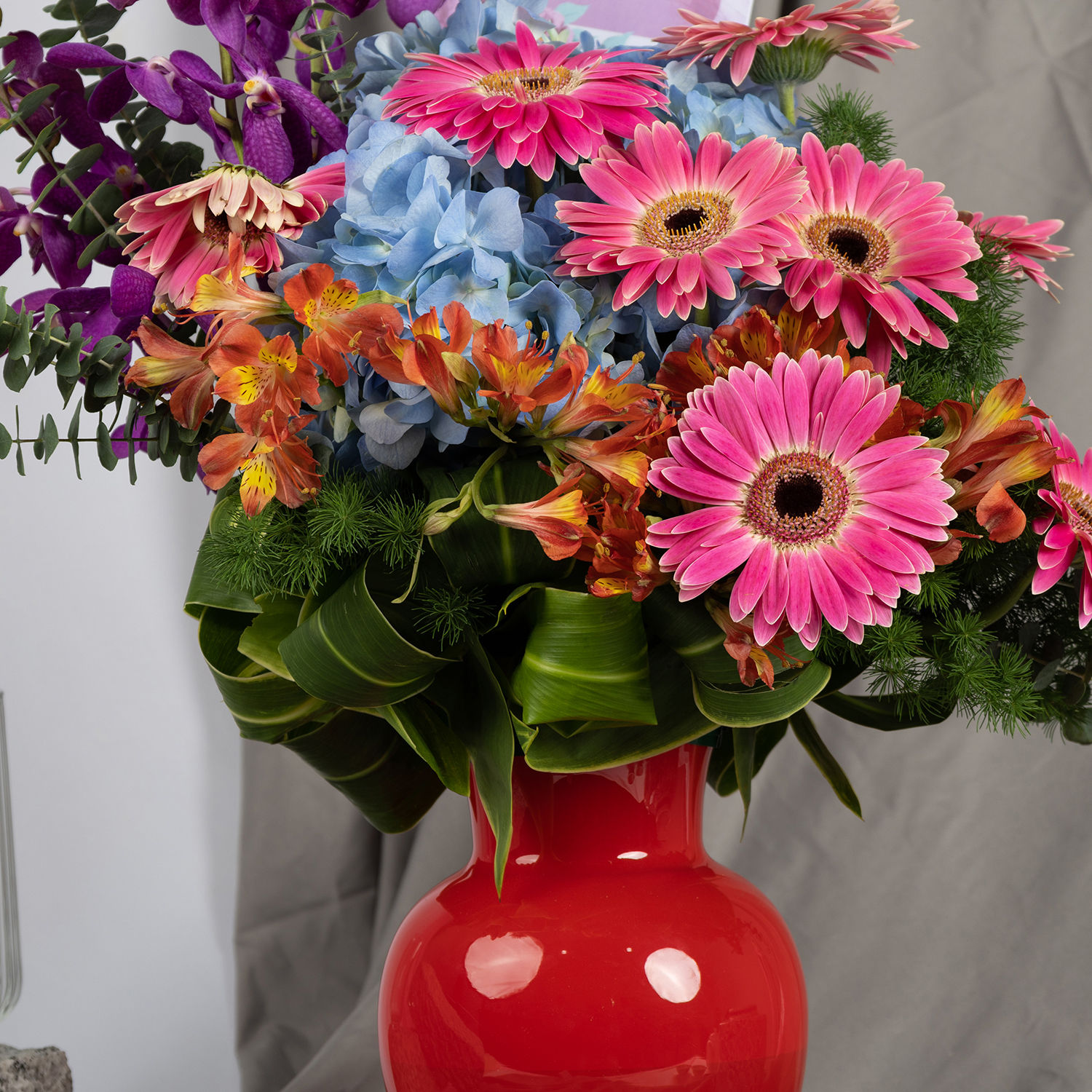 50th Birthday Flowers Arrangement Delivery in Singapore - FNP SG