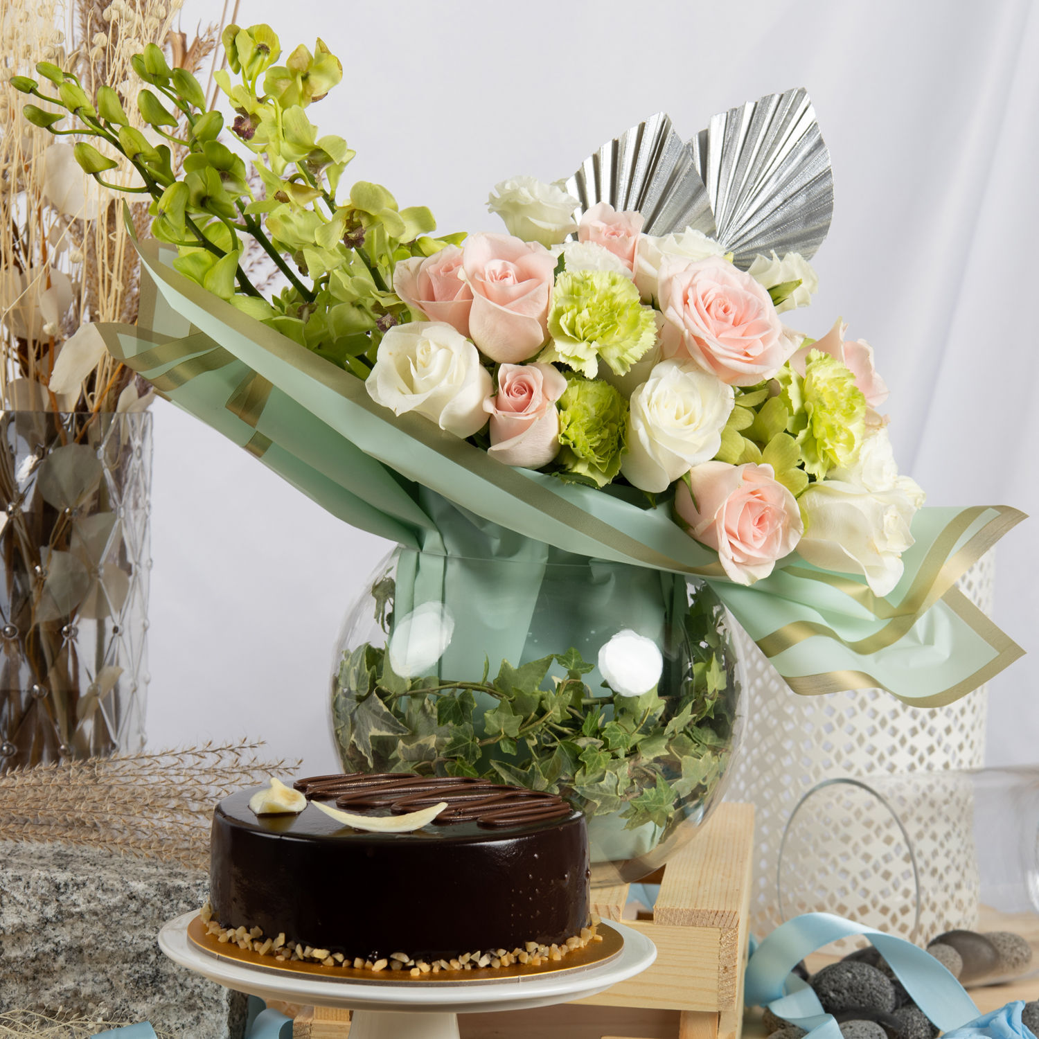Forest Breeze Flowers Arrangement and Cake Combo Delivery in Singapore ...