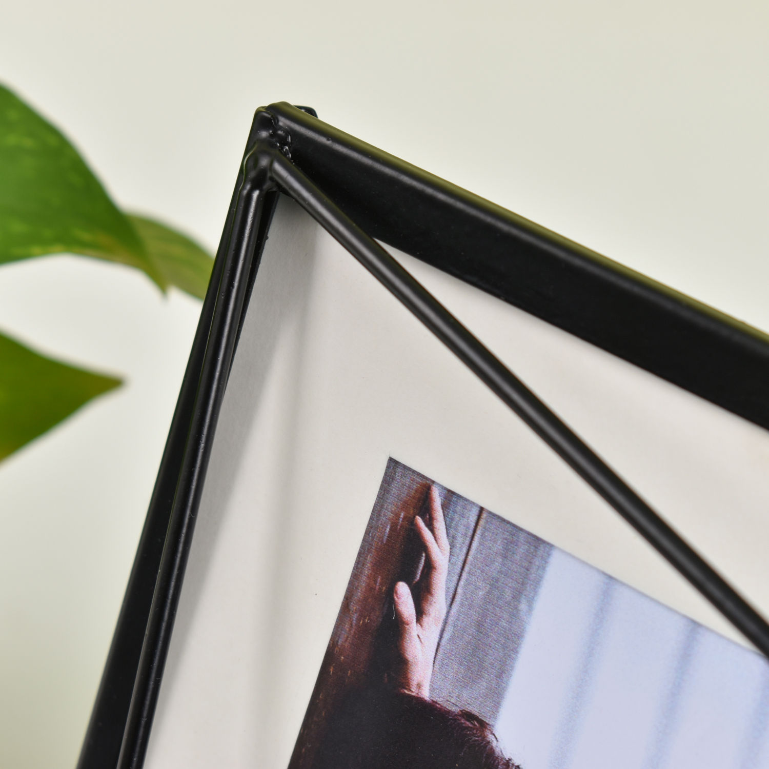 Personalised Designer Photo Frame Delivery in Singapore - FNP SG