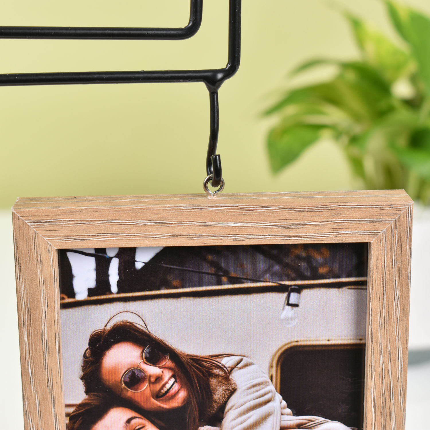 Personalized Hanging Frame Delivery in Singapore - FNP SG