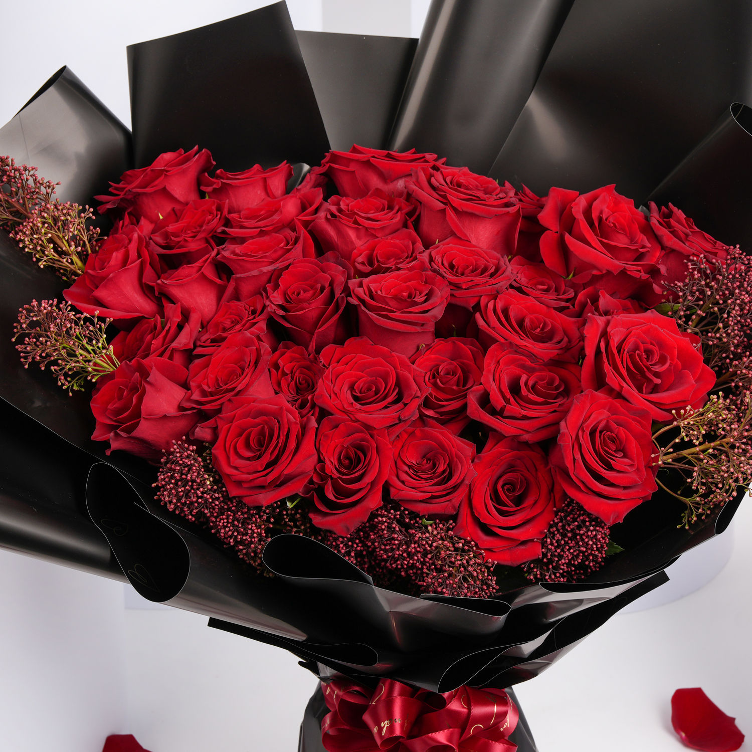 Sublime 35 Roses Bouquet Delivery in Singapore - FNP SG