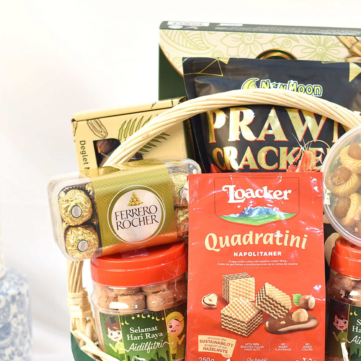 Hari Raya Celebration Gift Basket Delivery in Singapore - FNP SG