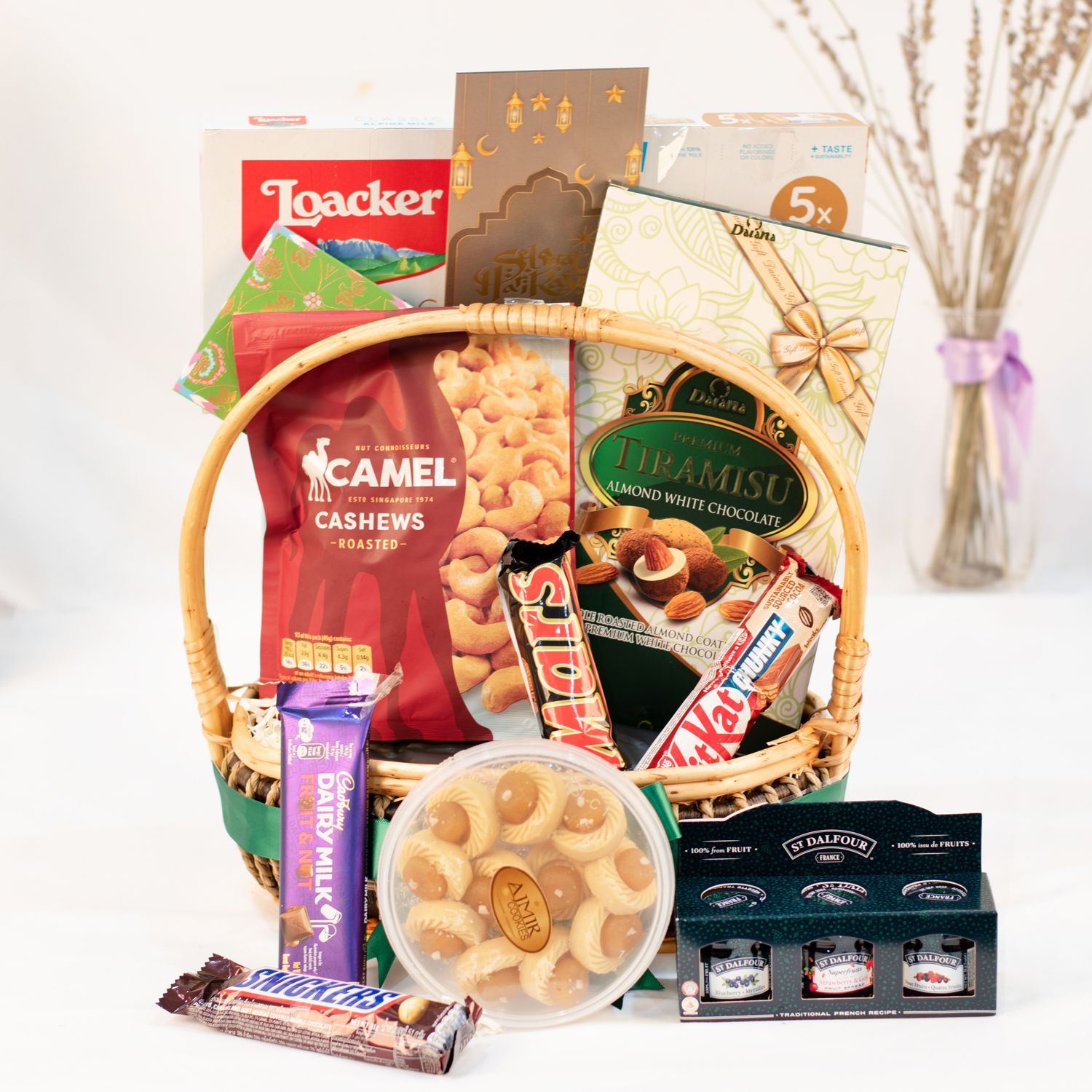 Hari Raya Raya Essentials Assortment Delivery in Singapore - FNP SG