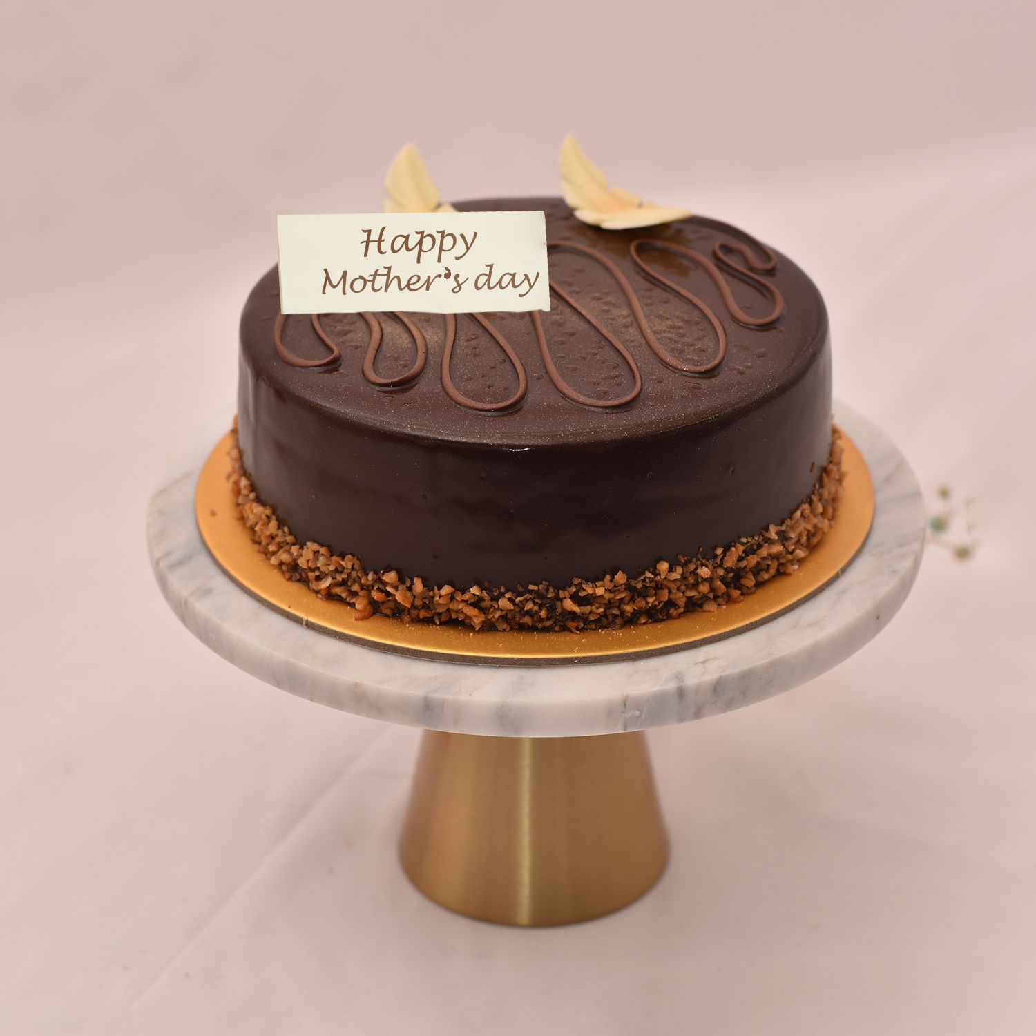 Yummy Chocolate Cake for Mom Delivery in Singapore - FNP SG