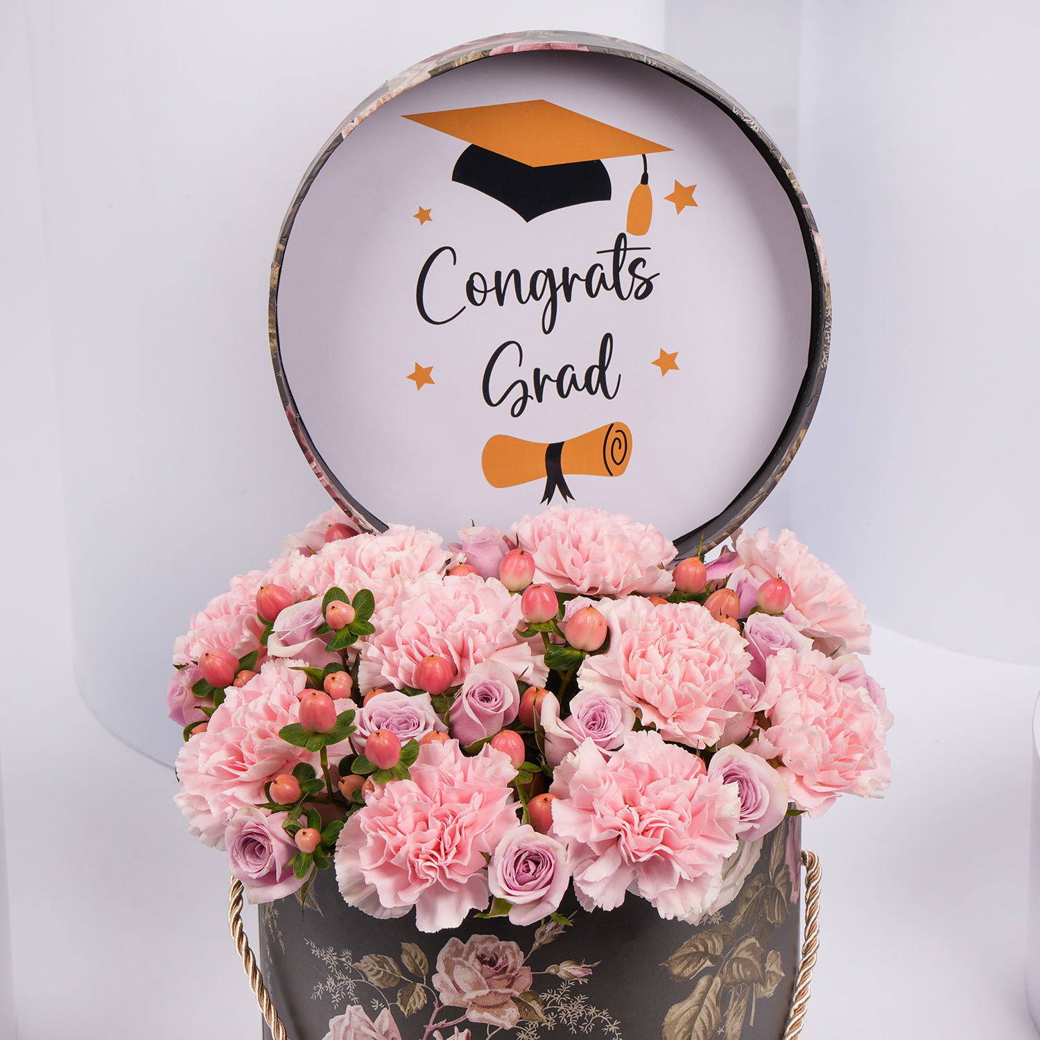 Lovely Pink Carnations Flowers For Graduation Day Delivery in Singapore ...