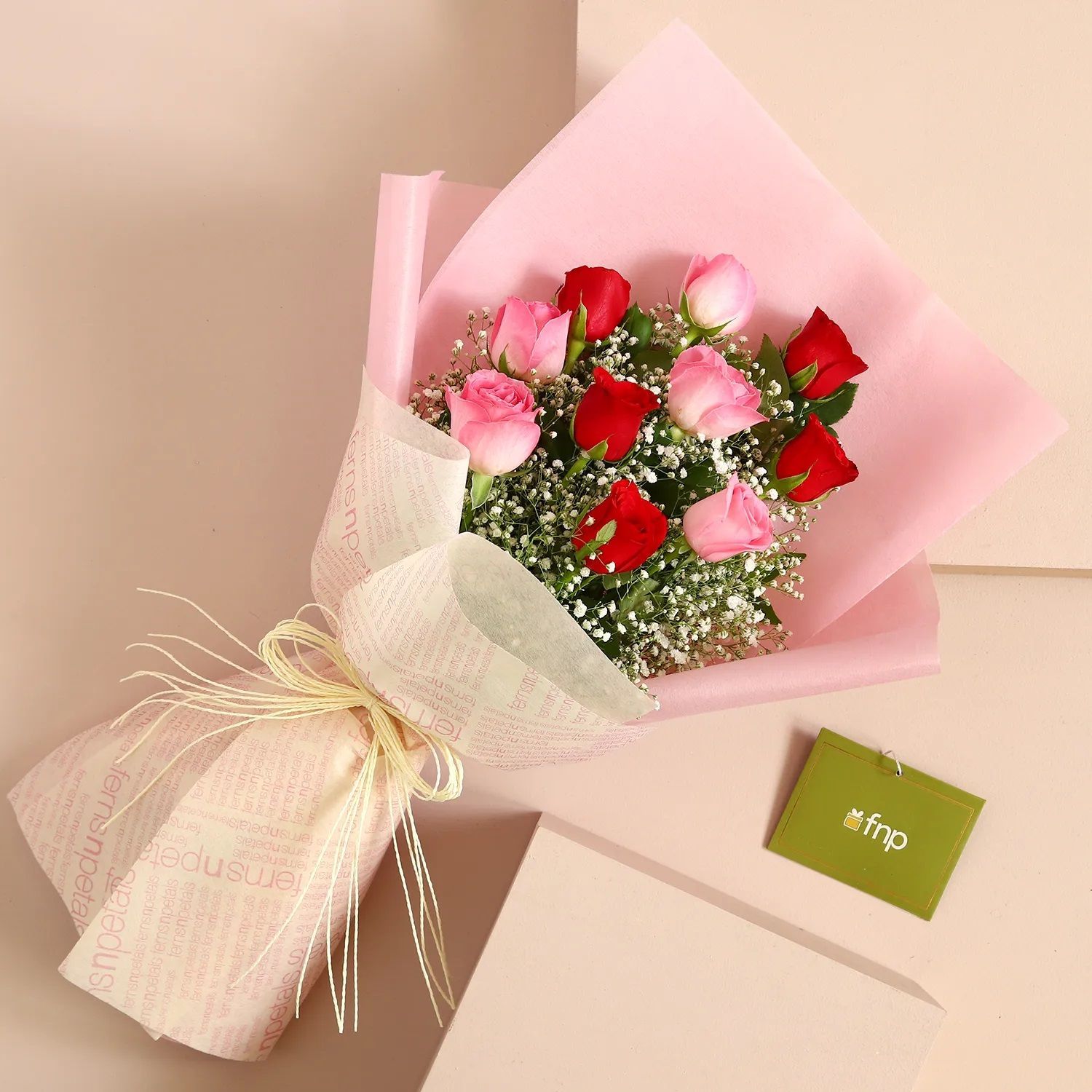 Sweet & Shy Roses Bouquet Delivery in Singapore - FNP SG