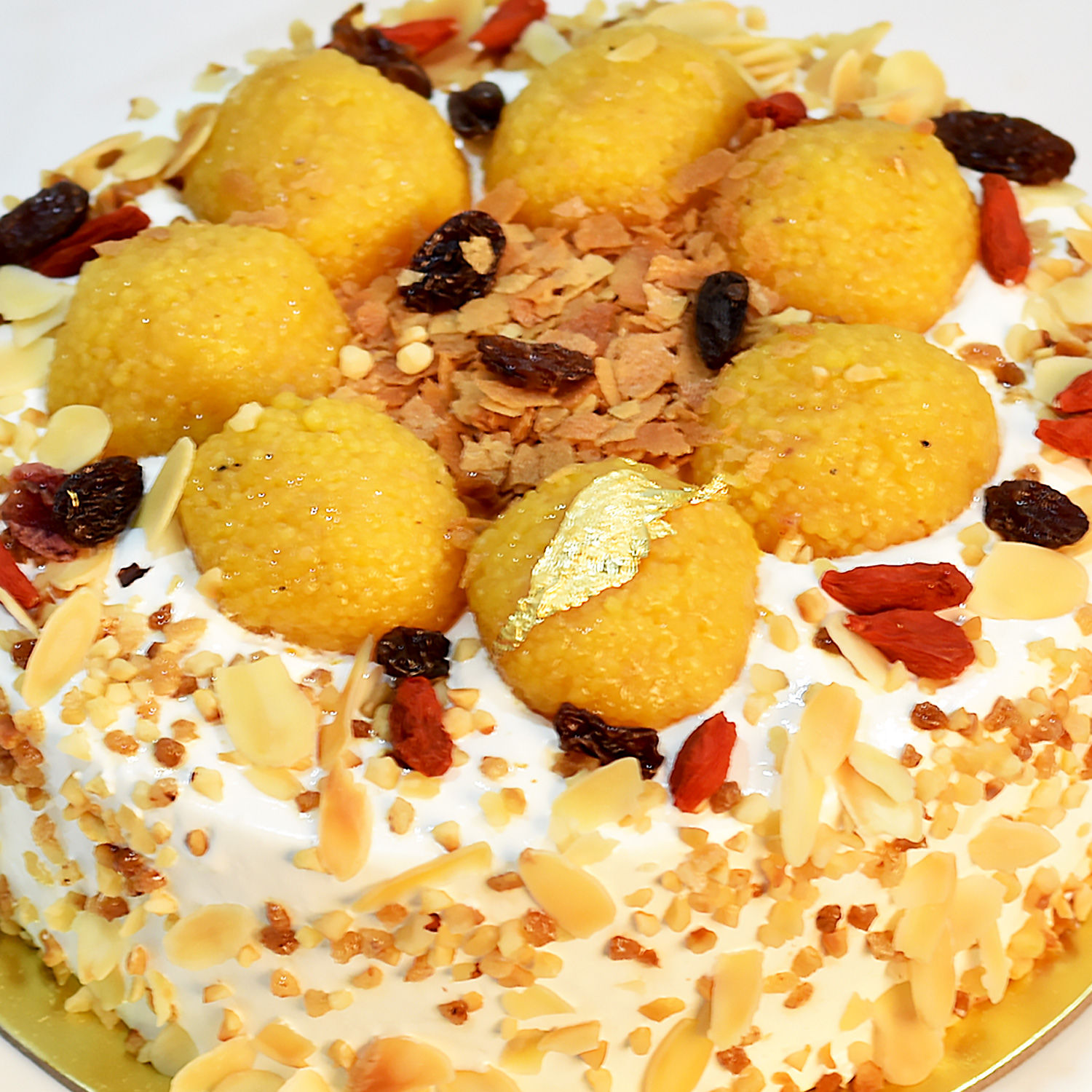 Motichoor Laddoo Cake for Deepavali Delivery in Singapore - FNP SG