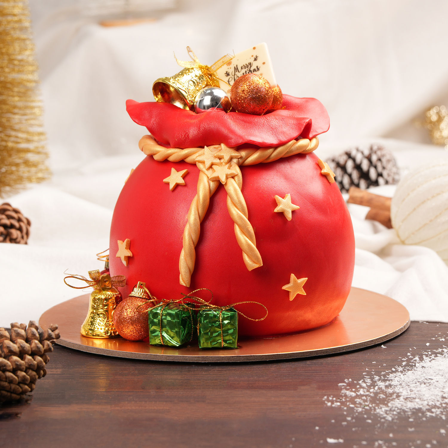 Christmas Gift Bag Cake Delivery in Singapore - FNP SG