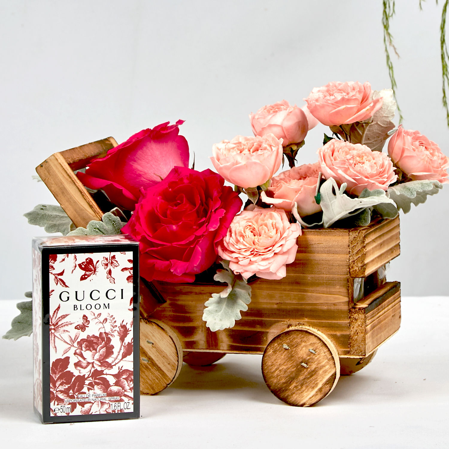 Gucci Bloom Perfume Flowers Cart Delivery in Singapore - FNP SG